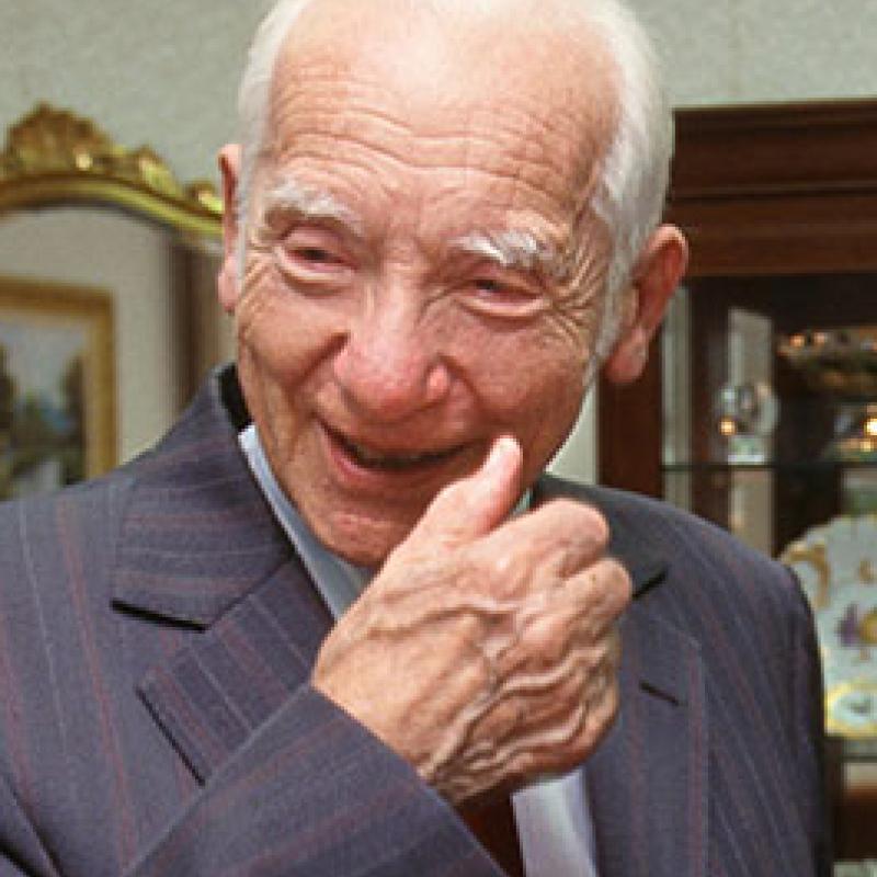 Joseph Rotblat: Thinking Beyond Nuclear Weapons | Ikeda Center for ...