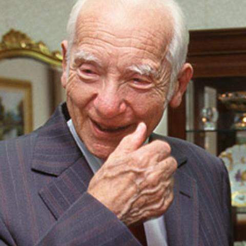 Joseph Rotblat: Thinking Beyond Nuclear Weapons | Ikeda Center for ...