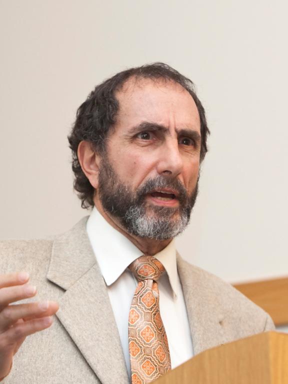 Lou Marinoff | Ikeda Center for Peace, Learning, and Dialogue