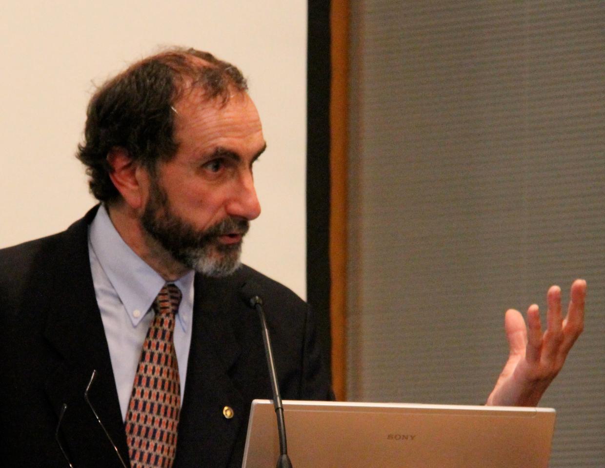 Lou Marinoff: Focusing On What's Right With Us | Ikeda Center for Peace ...